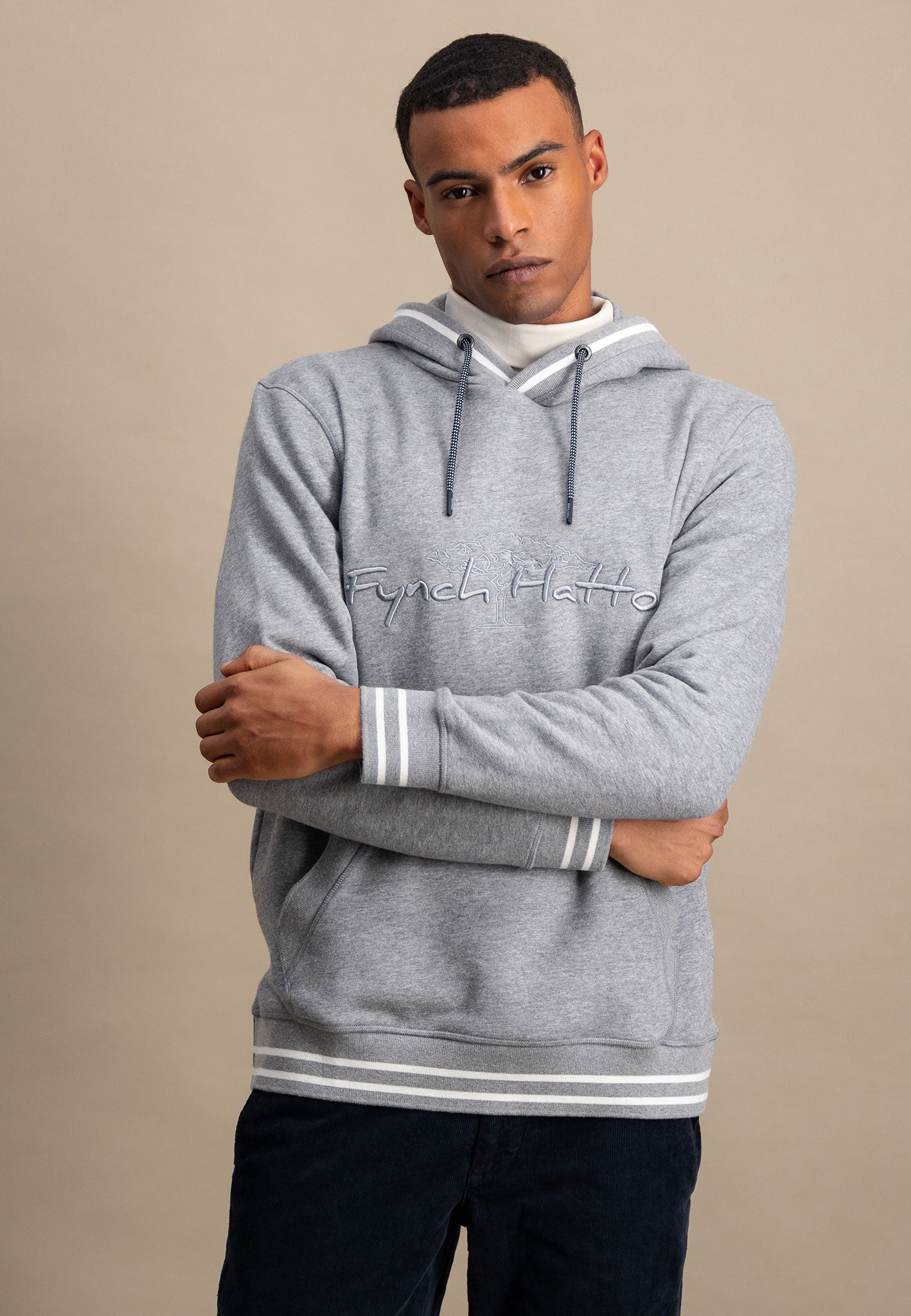 Sweater with hood made of cotton mix – FYNCH-HATTON | Offizieller ...