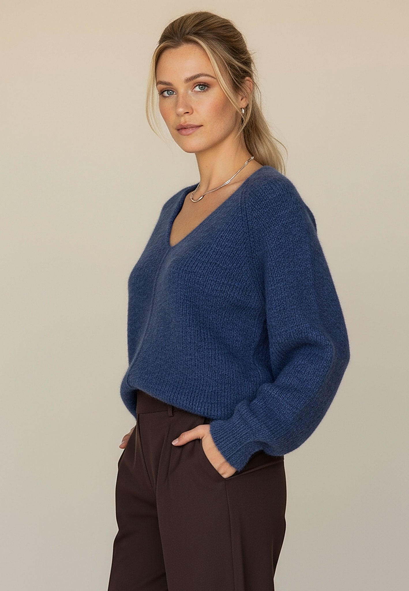 Strickpullover aus Alpaka-Wollmix mit V-Ausschnitt und Strukturstrick ...